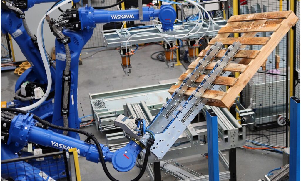 Applications & Solutions - Robotic Automation